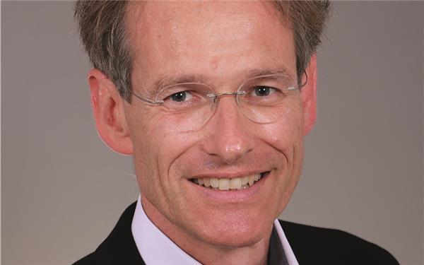 Dr. Volz bewirbt sich für Bundestag