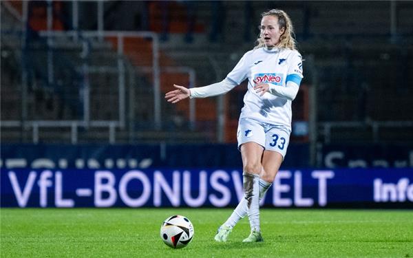 Fabienne Dongus in Zukunft im roten Brustring