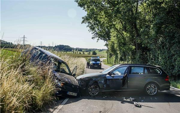Frau wird bei Unfall schwer verletzt