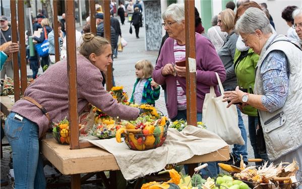 Erntefest zelebriert die Früchte der Region