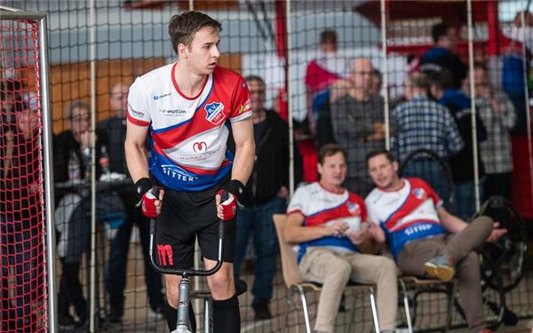 Simon Becker trifft zwei Sekunden vor Schluss