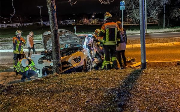 Drei Verletzte nach schwerem Unfall bei Haslach